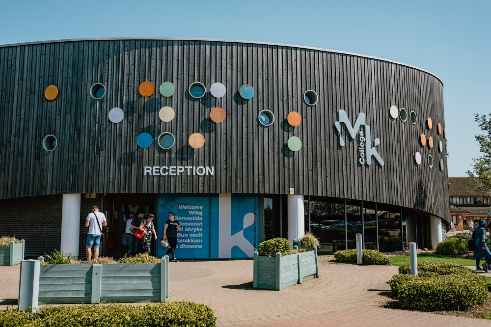 Milton Keynes College, Chaffron Way Centre, Woughton Campus West ...