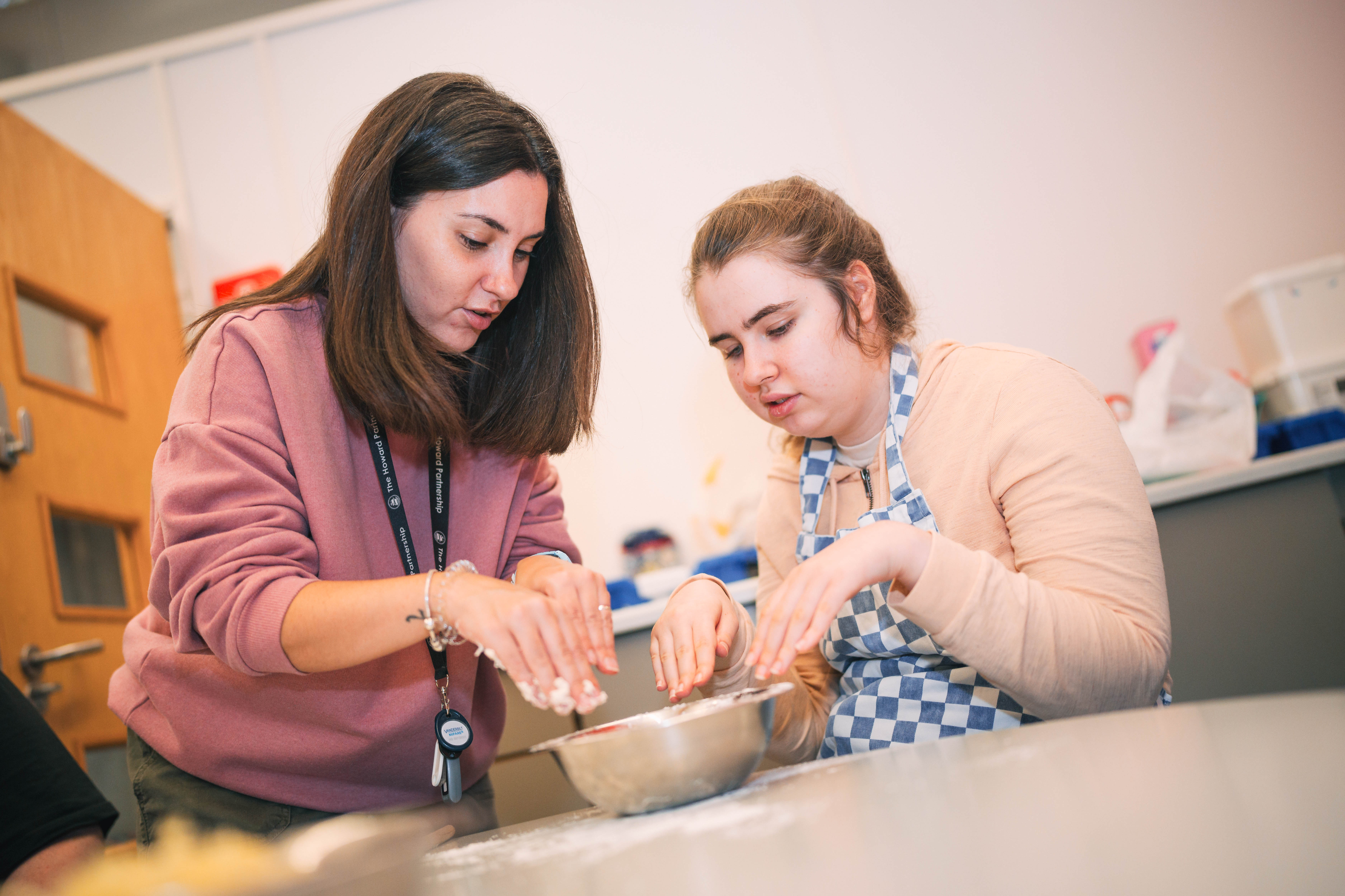 Linden Bridge School, Worcester Park, Surrey | Teaching Jobs ...